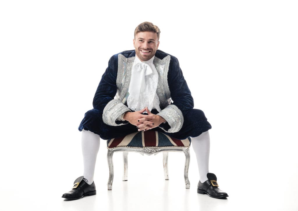 First Dates Star Grant Urquhart Joins The Pompey Panto Kings Theatre